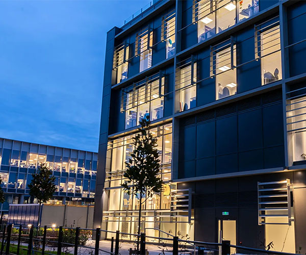 About us | Leading deep tech innovation | Cambridge Consultants